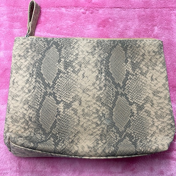 Source Unknown | Bags | Cosmetic Peach Snake Print Bag Nwot | Poshmark